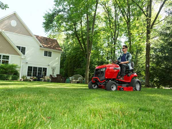 Riding Lawn Mowers & Tractors | Snapper